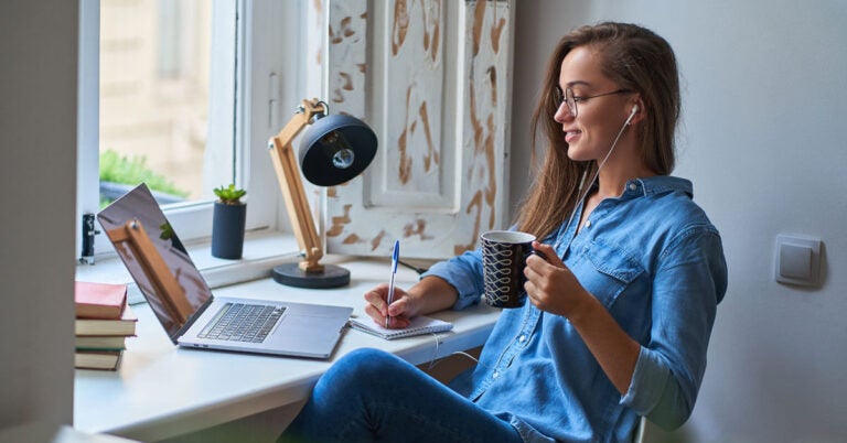 10 Employee Appreciation Games to Boost Team Morale